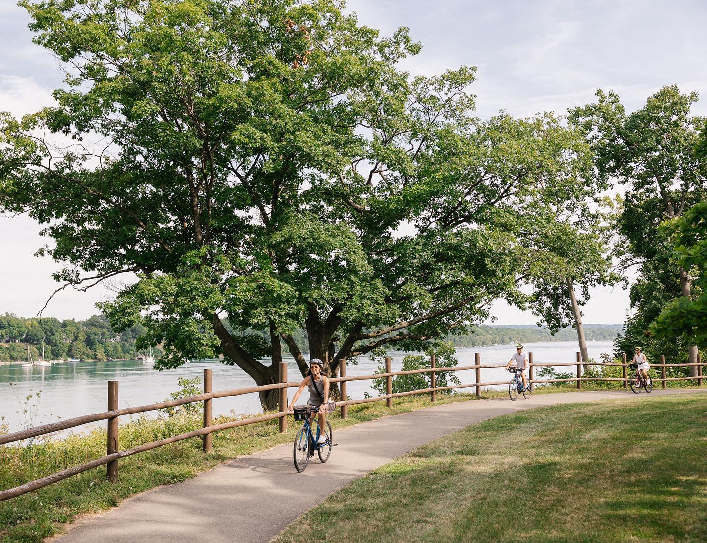 Enjoy Bike Tours in Niagara on the Lake with Niagara's Finest Hotels