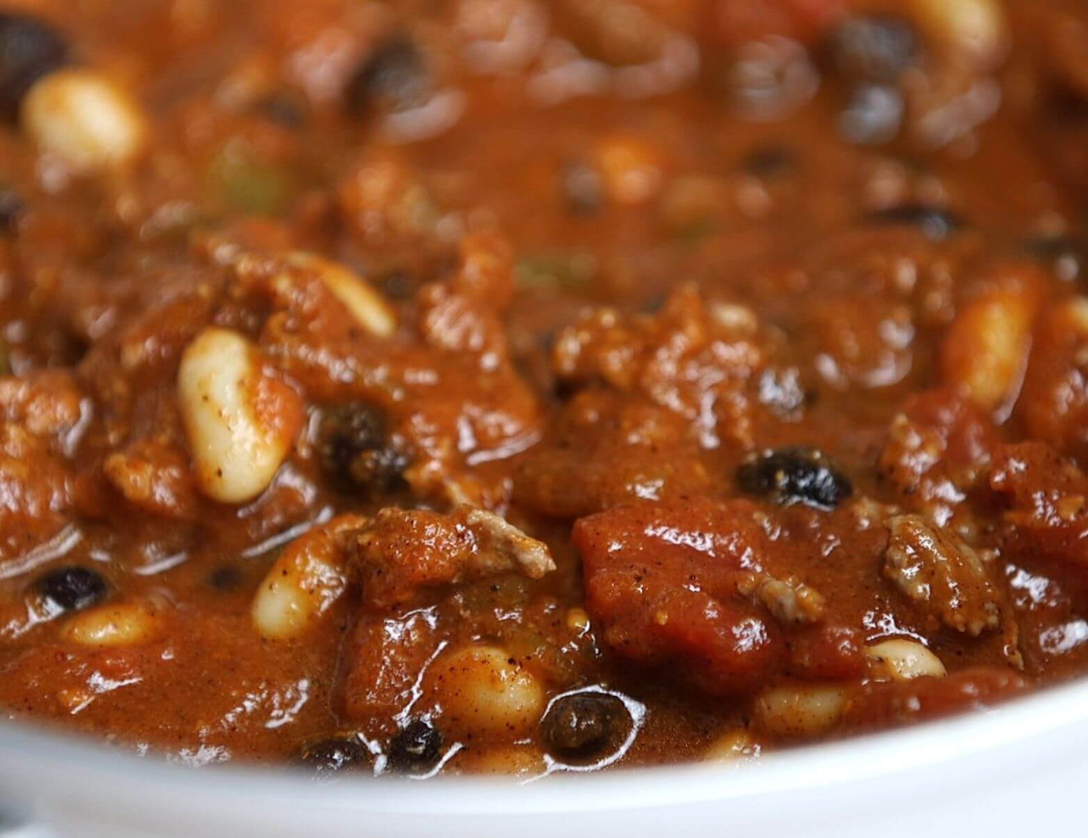 Zees Grill's Chili Con Carne Recipe - Niagara's Finest Hotels